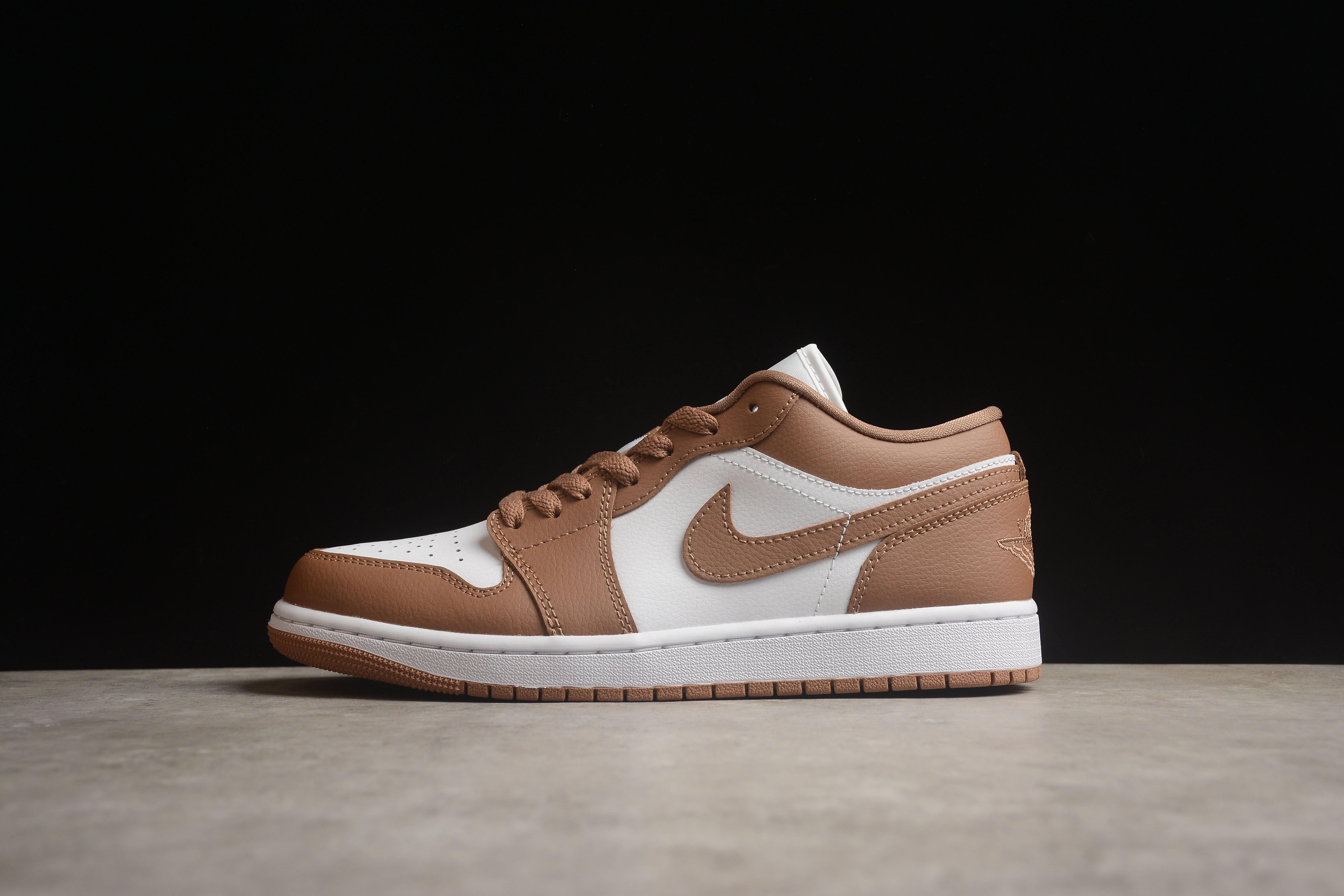 Nike Air Jordan 1 Low DC0774-202 – Molagoal